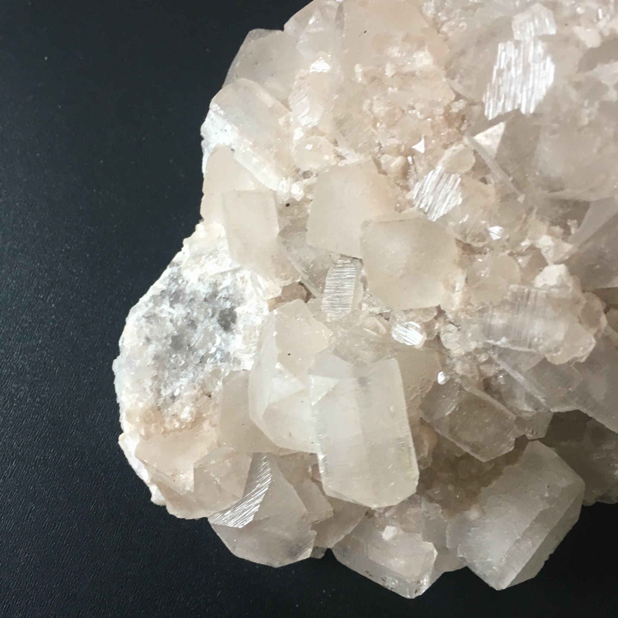 Light Pink Raw Geode Specimen – valerietylercollection